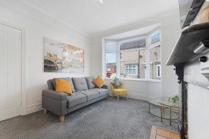 New! 2BR in Mowden terrace | Stay With Us